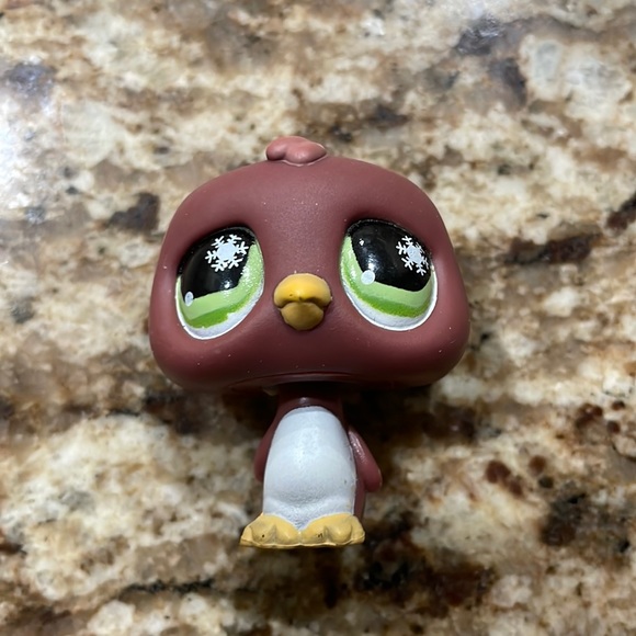 Littlest Pet Shop | Toys | Littlest Pet Shop Mauve Penguin Green Eyes ...